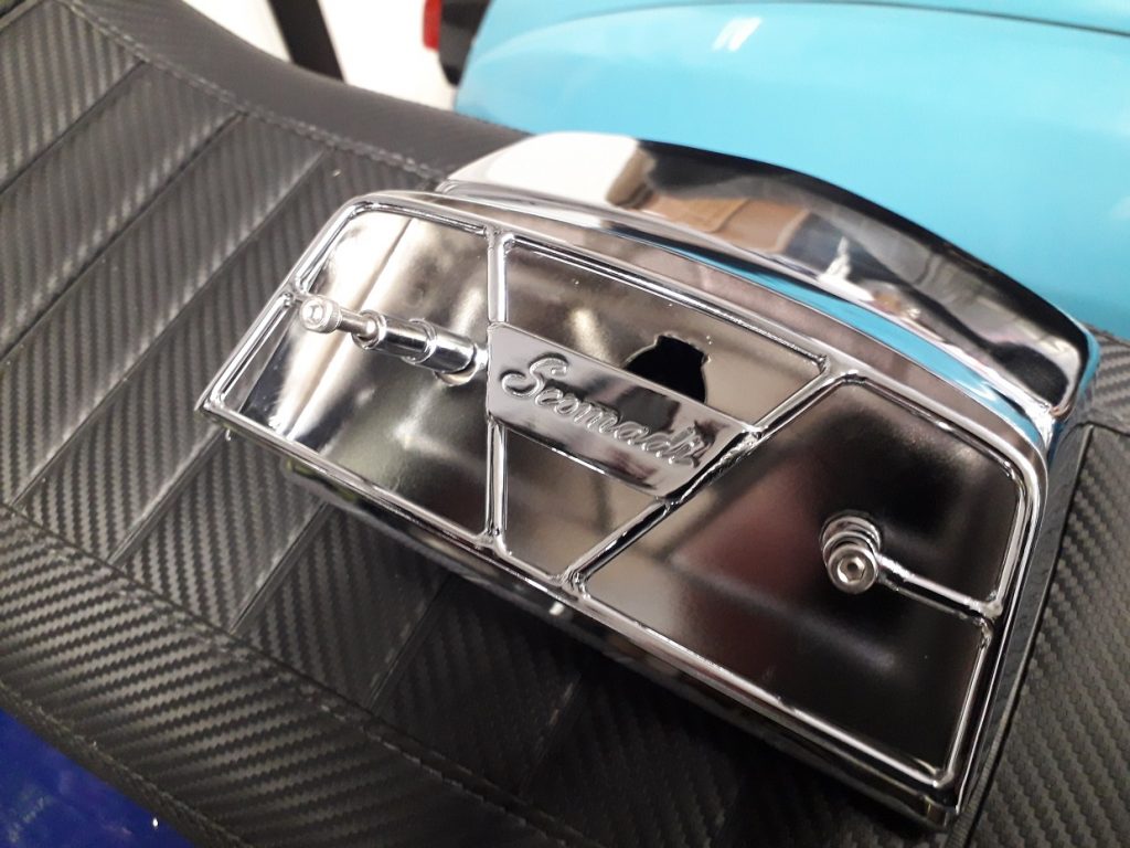 SCOMADI REAR LAMP PROTECTOR ASSEMBLY | Modern Scooters